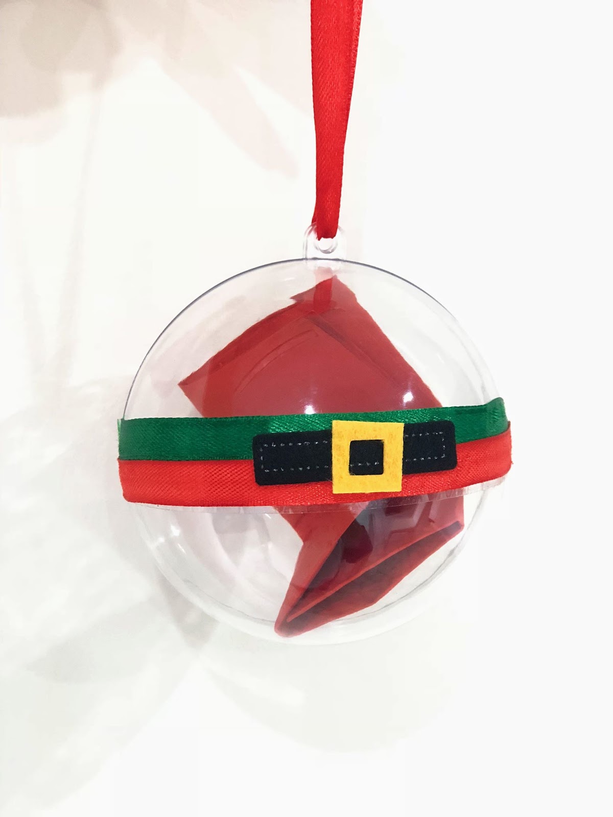 Craft: Christmas Bauble Time Capsule - The Wildfire Women